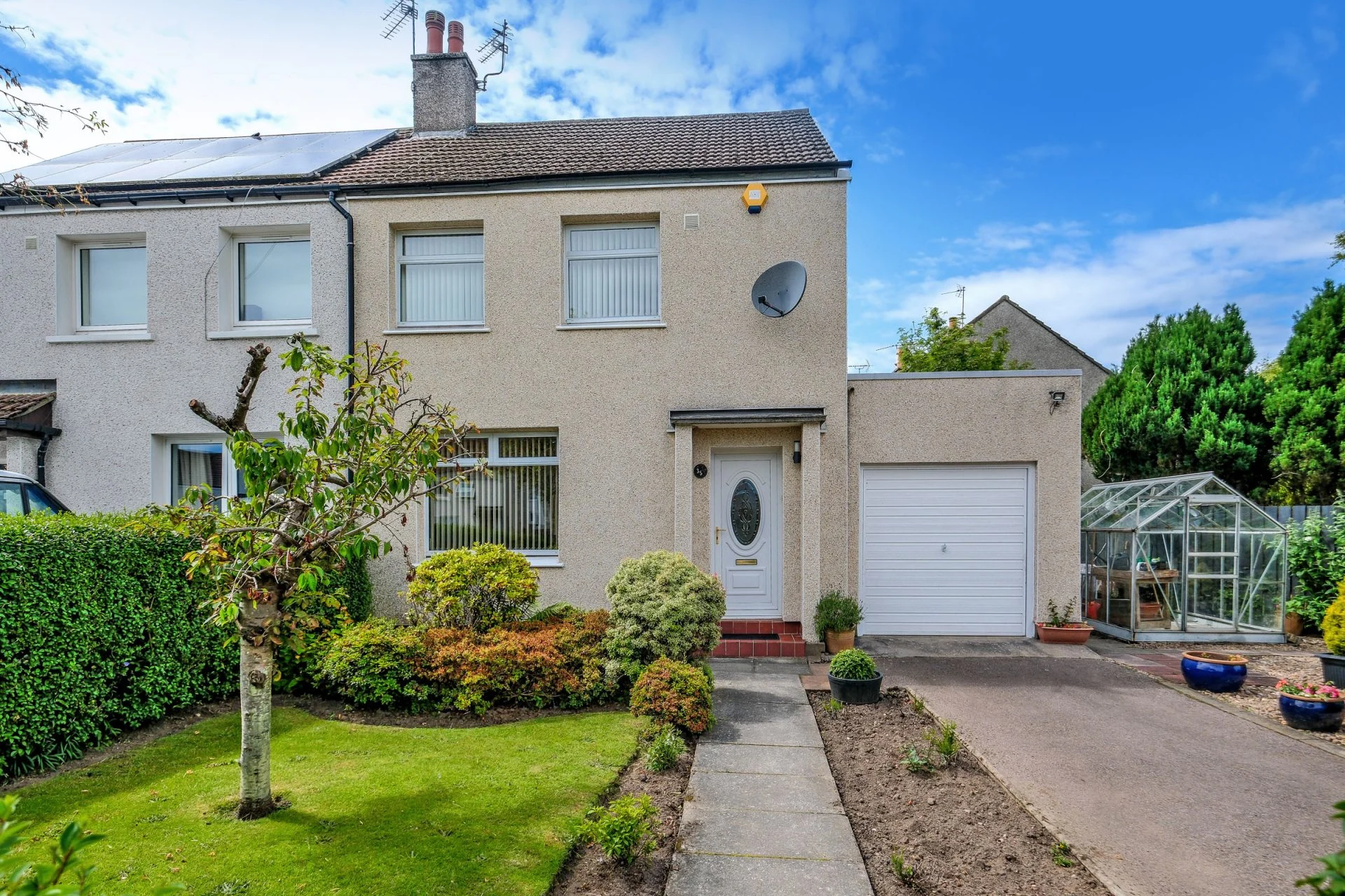 35 Brebner Crescent, Northfield, Aberdeen, AB16 7HT - Peterkins